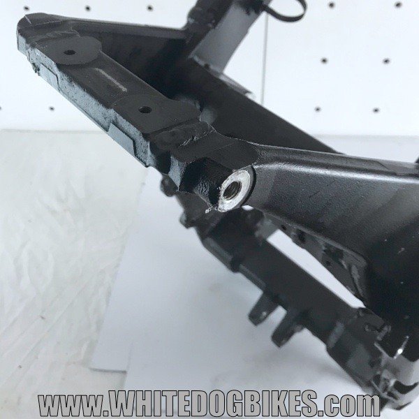 2002 Yamaha R1 Frame with V5 - YZF-R1 Chassis - 5PW